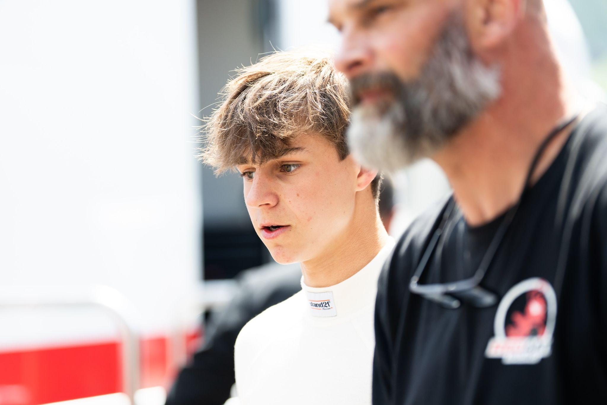 Belcar Spa: Kaï Rillaerts geeft zijn visitekaartje af - Welkom op de ...