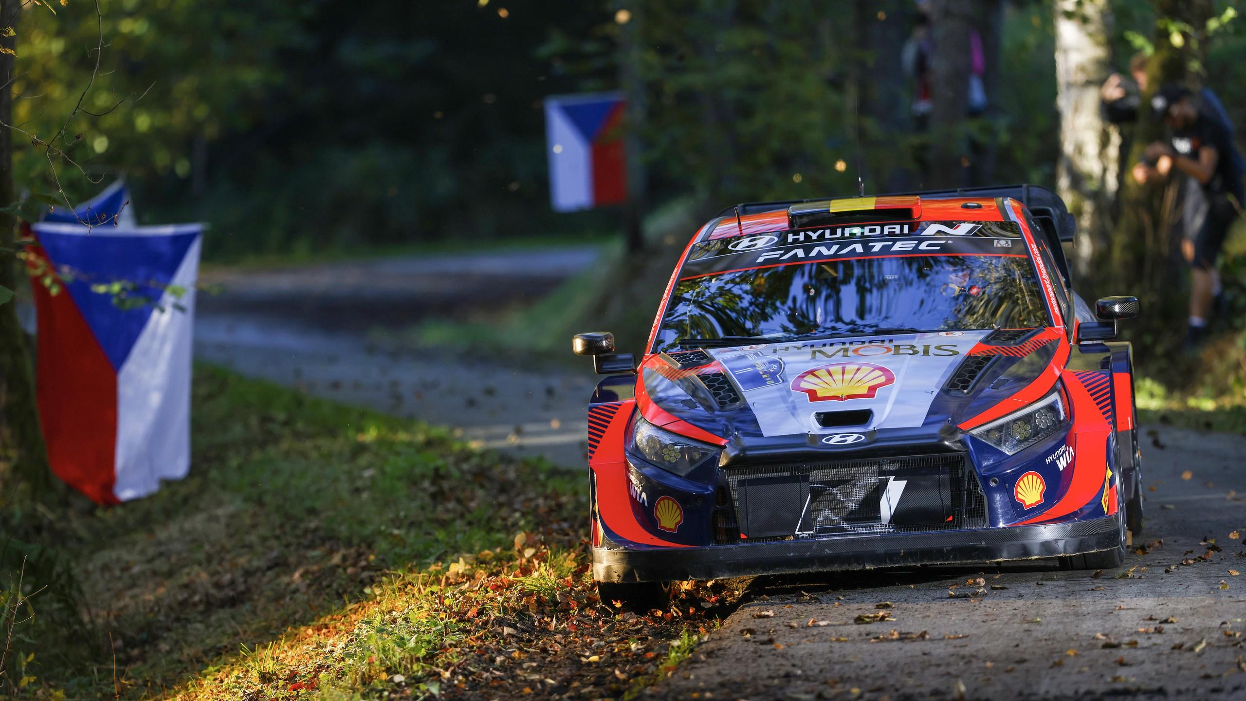 WRC Central Europa: Neuville op weg naar zege, Rovanperä klaar voor de ...