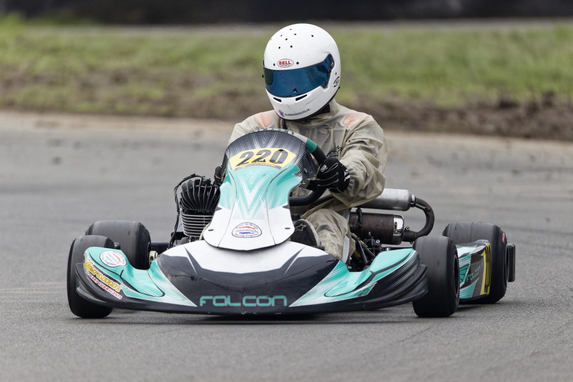 Karting: De KA100 maakt kartingsport meer toegankelijk - Welkom op de ...